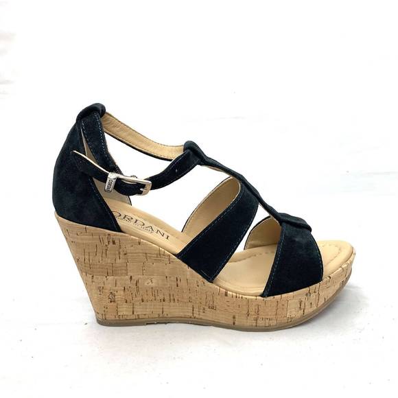 Cordani | Shoes | New Cordani Raquel Platform Sandal In Navy Suede ...